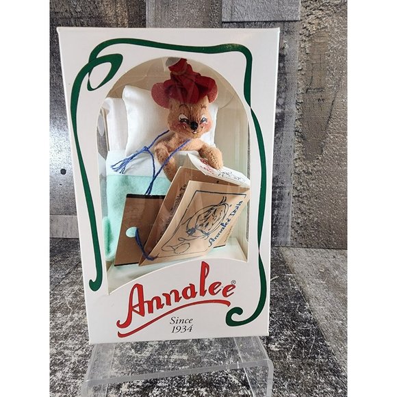 Annalee | Other | Annalee 3 Get Wellpatient Mouse In Bed With Ice Pack ...